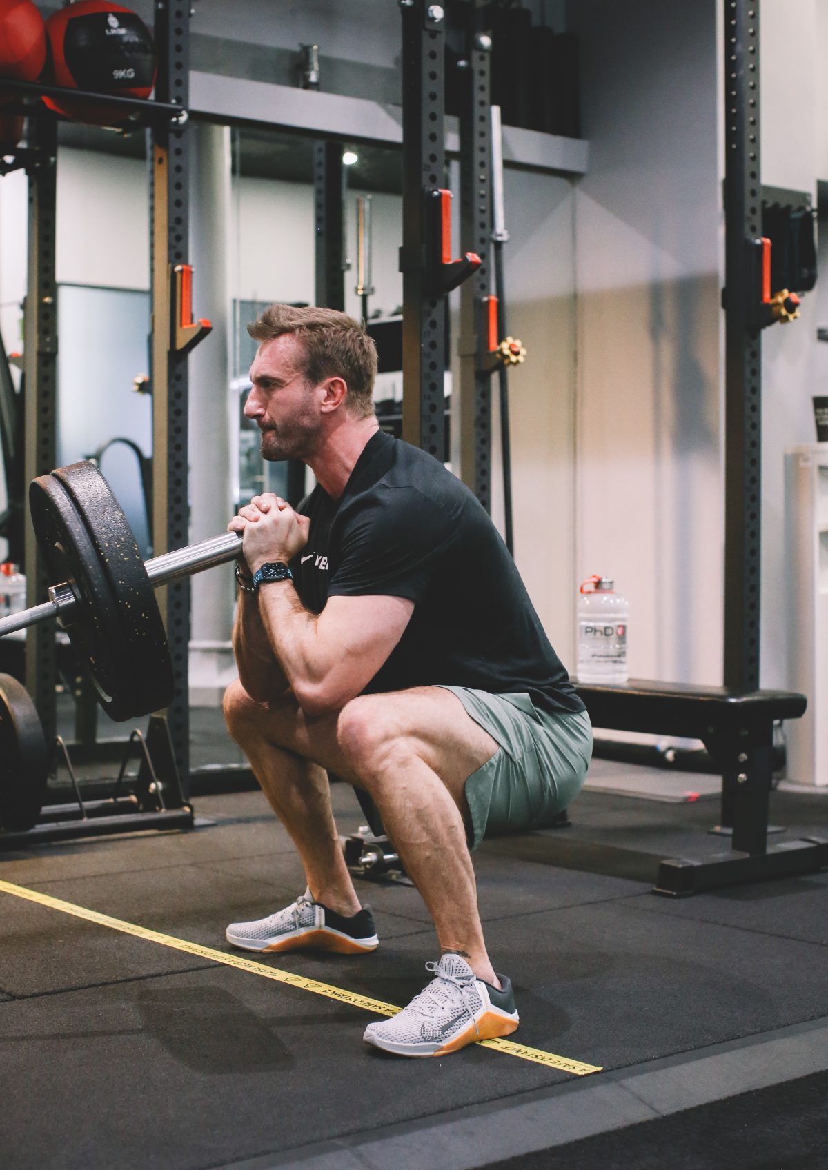 Should your knees go over your toes when you squat ? - Luke Worthington